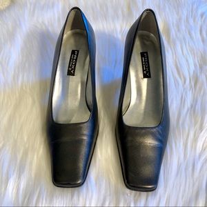 Proxy | Shoes | Proxy Charity Pewter Leather Heels Pumps Euc | Poshmark